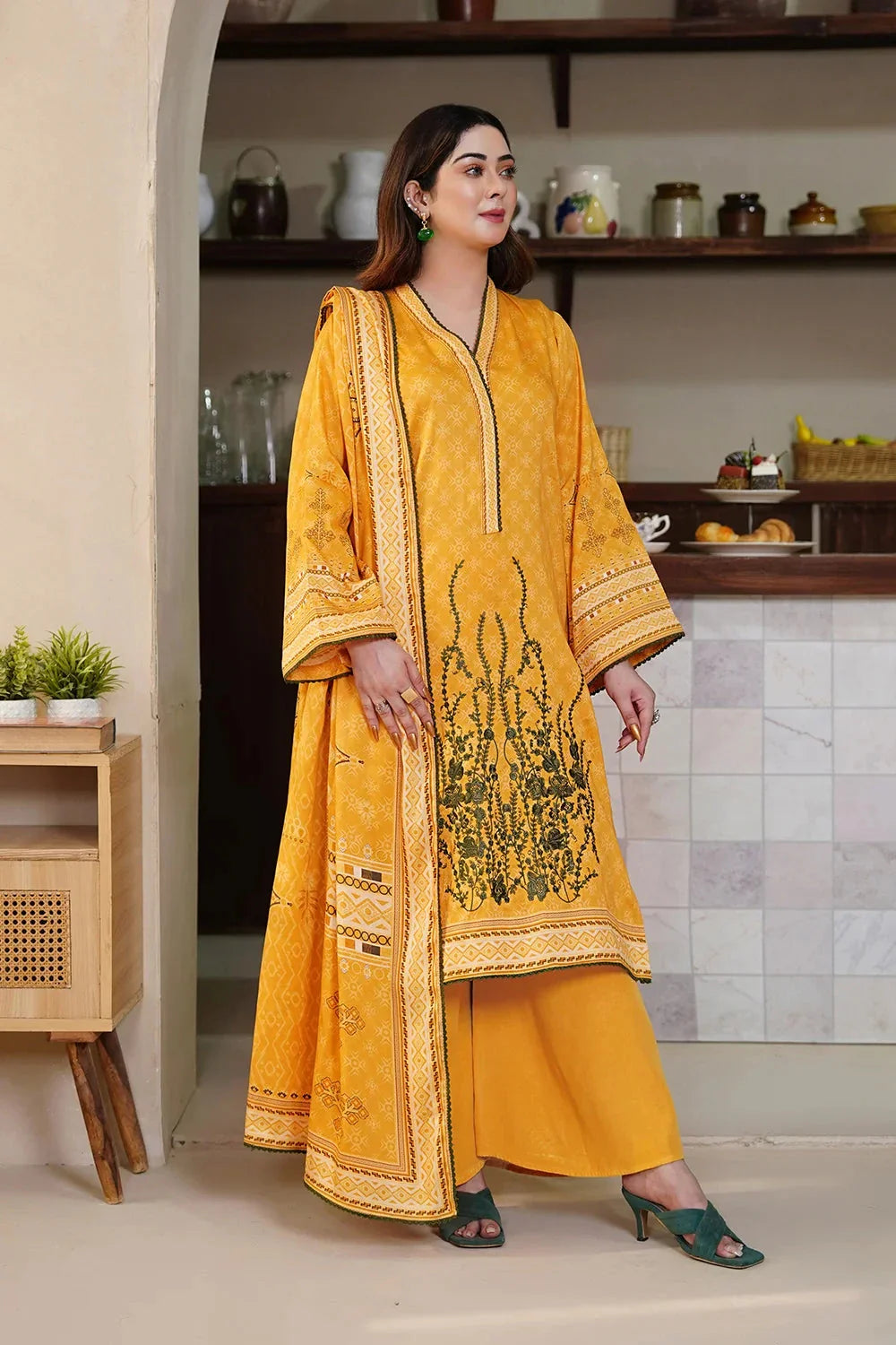 3PC Embroidered Unstitched Kotail Linen Suit KKTE-3652 – ONIEO